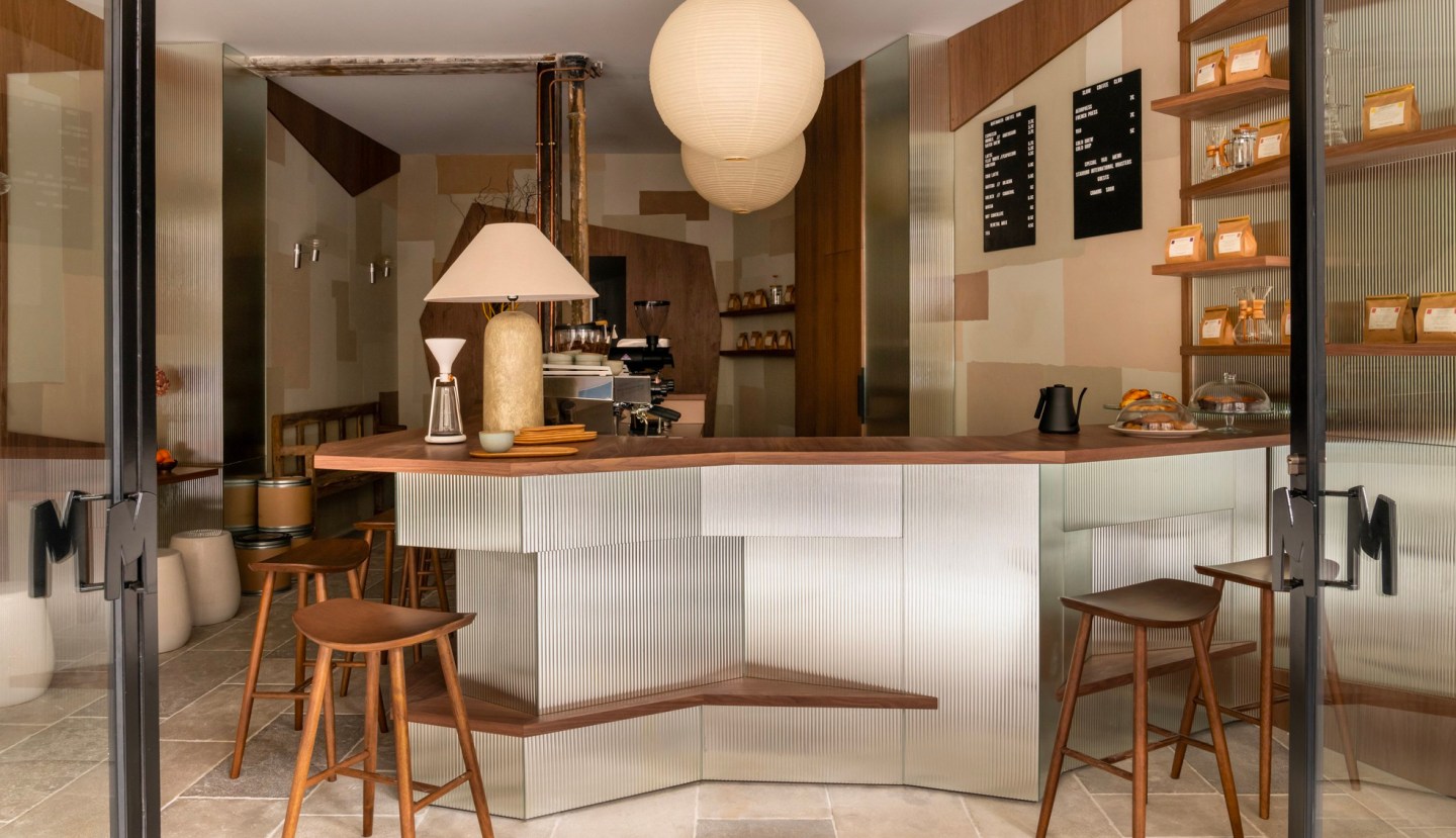 LES 5 PLUS BEAUX COFFE SHOPS DE PARIS – design, atmosphère et bonnes ...